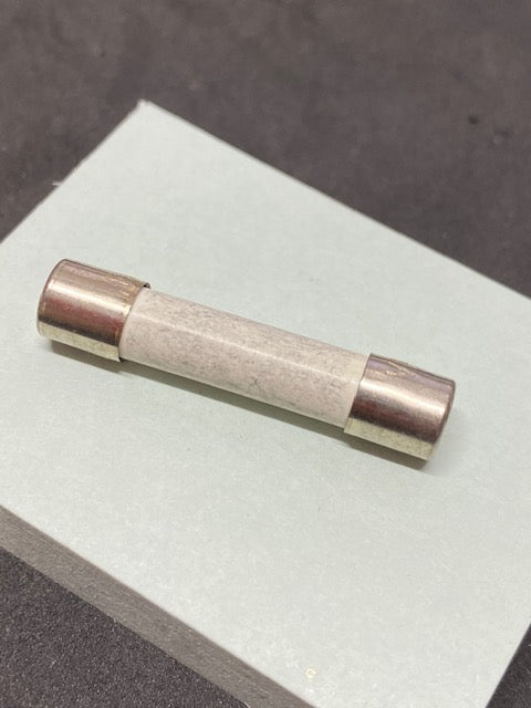 SWF FUSE 65TL-250V/15A 31.8MM – IntelAlle