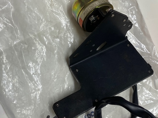 SWF UPPER THREAD CATCHER SET – IntelAlle